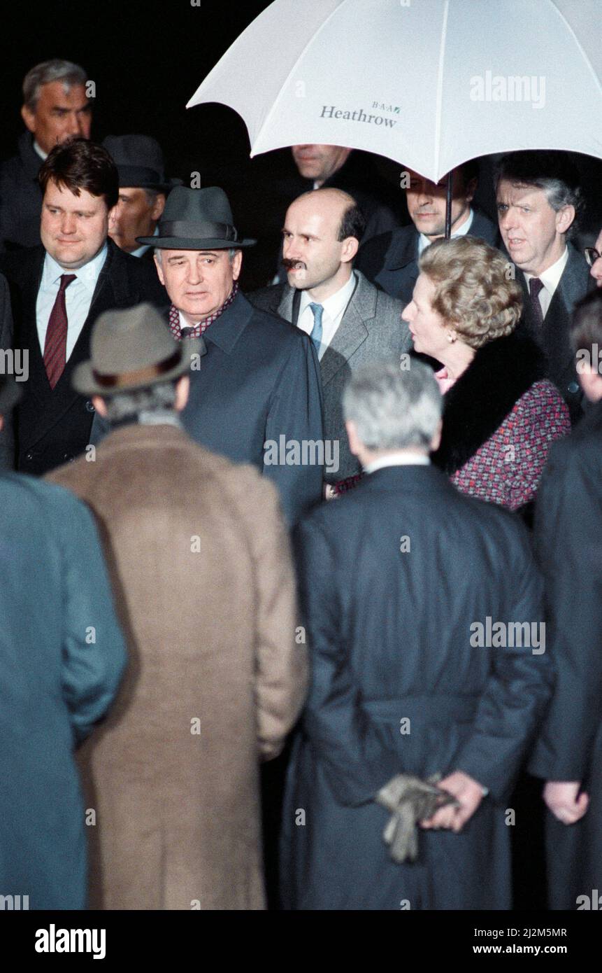 Margaret Thatcher meeting Mikhail Gorbachev, General Secretary of the ...