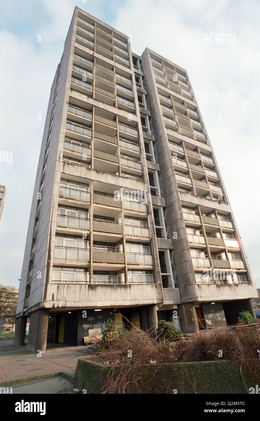 General views of tower blocks. Brandon Estate, Kennington, London. 31st ...