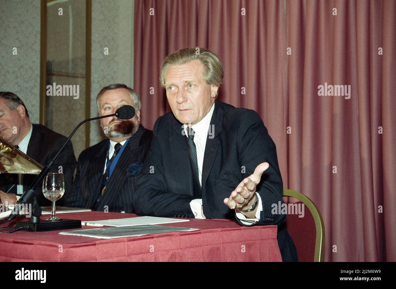 Michael heseltine 1980s hi-res stock photography and images - Alamy