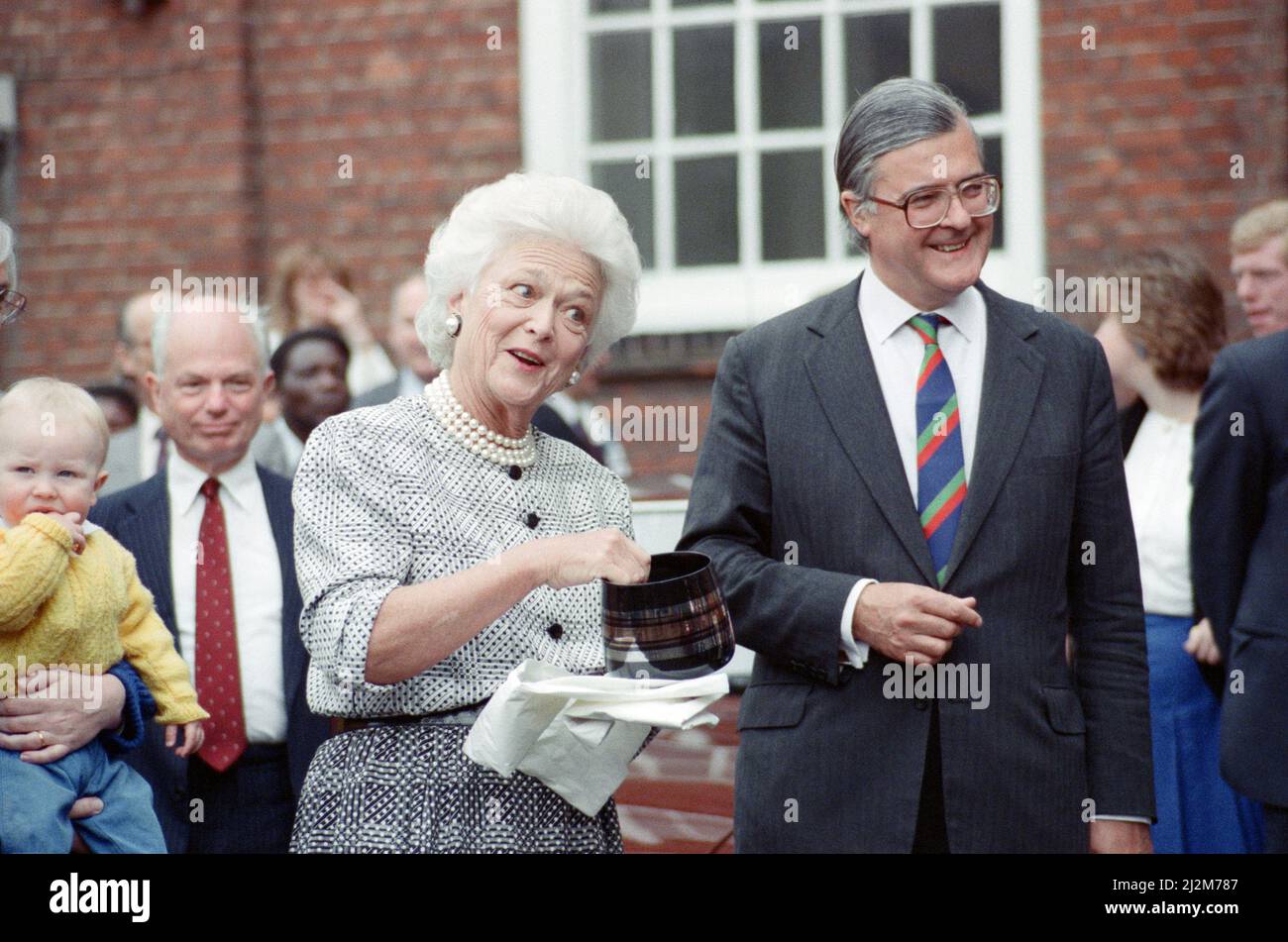 Kenneth baker and wife hi-res stock photography and images - Alamy