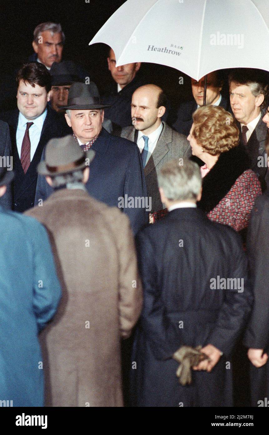 Margaret Thatcher meeting Mikhail Gorbachev, General Secretary of the ...