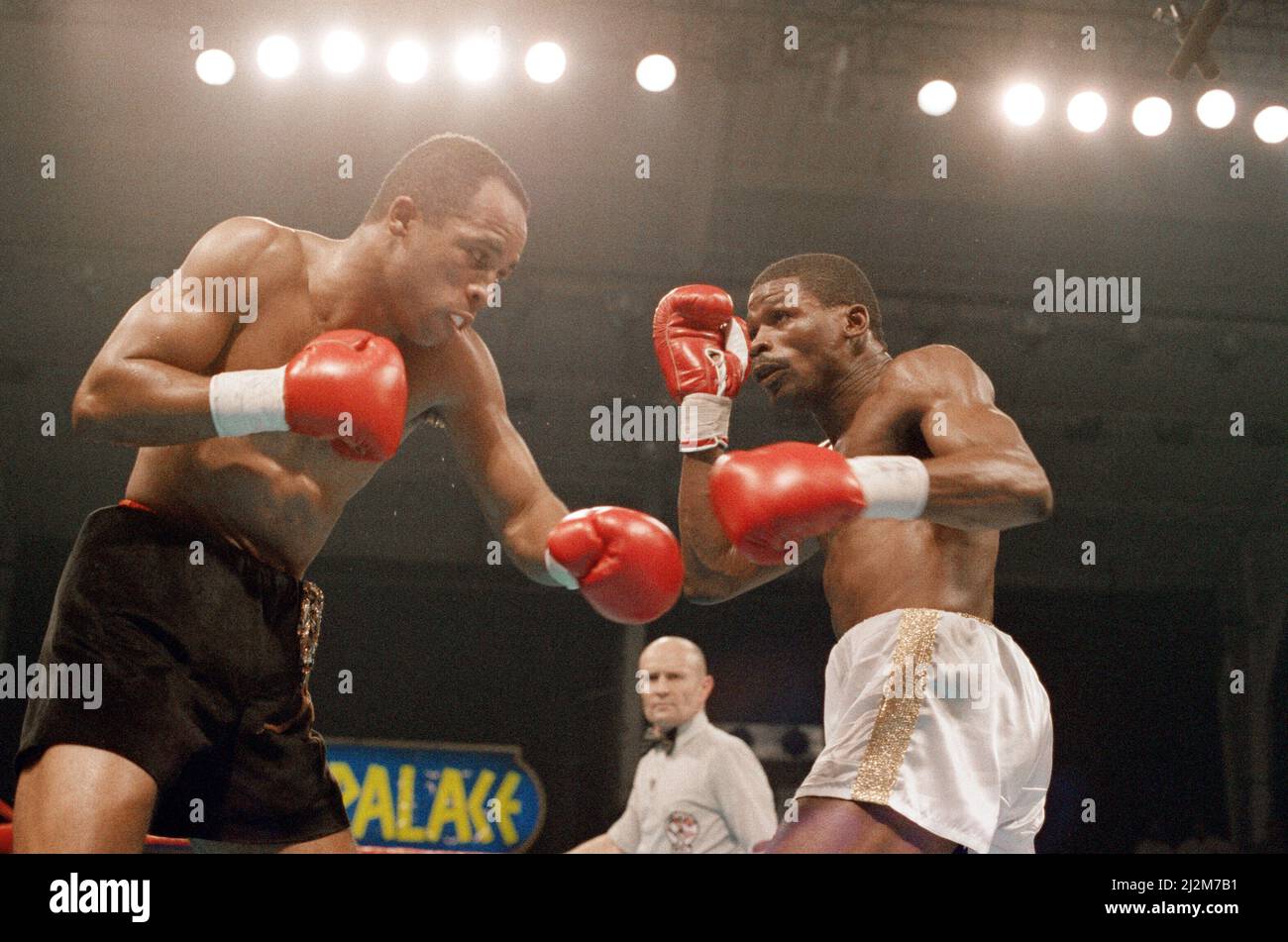 1980s boxing caesars palace hi-res stock photography and images - Alamy