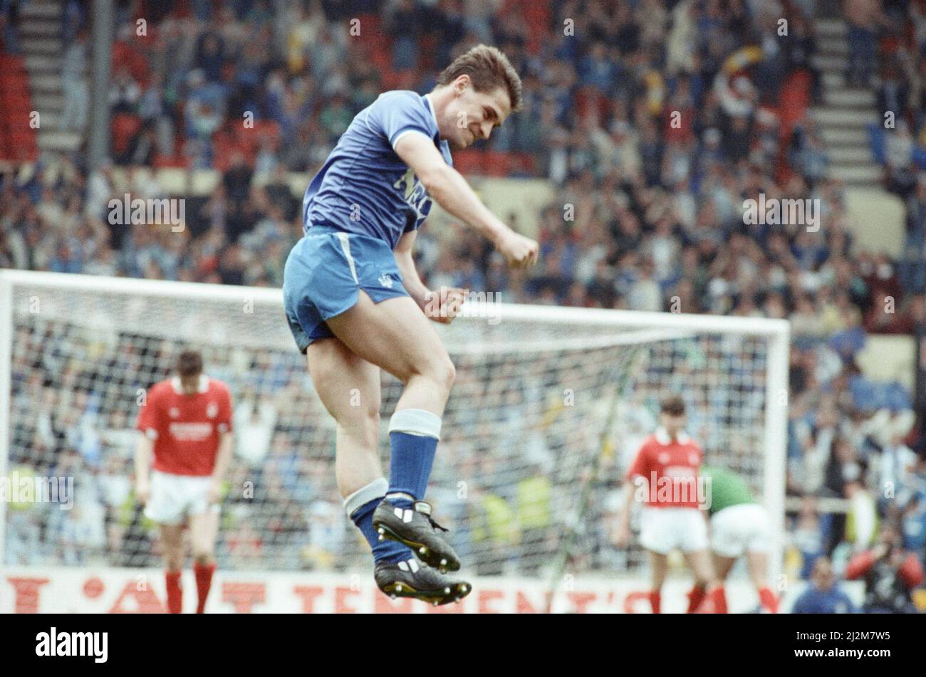 Simod Cup final at Wembley Stadium. Nottingham Forest defeated Everton ...