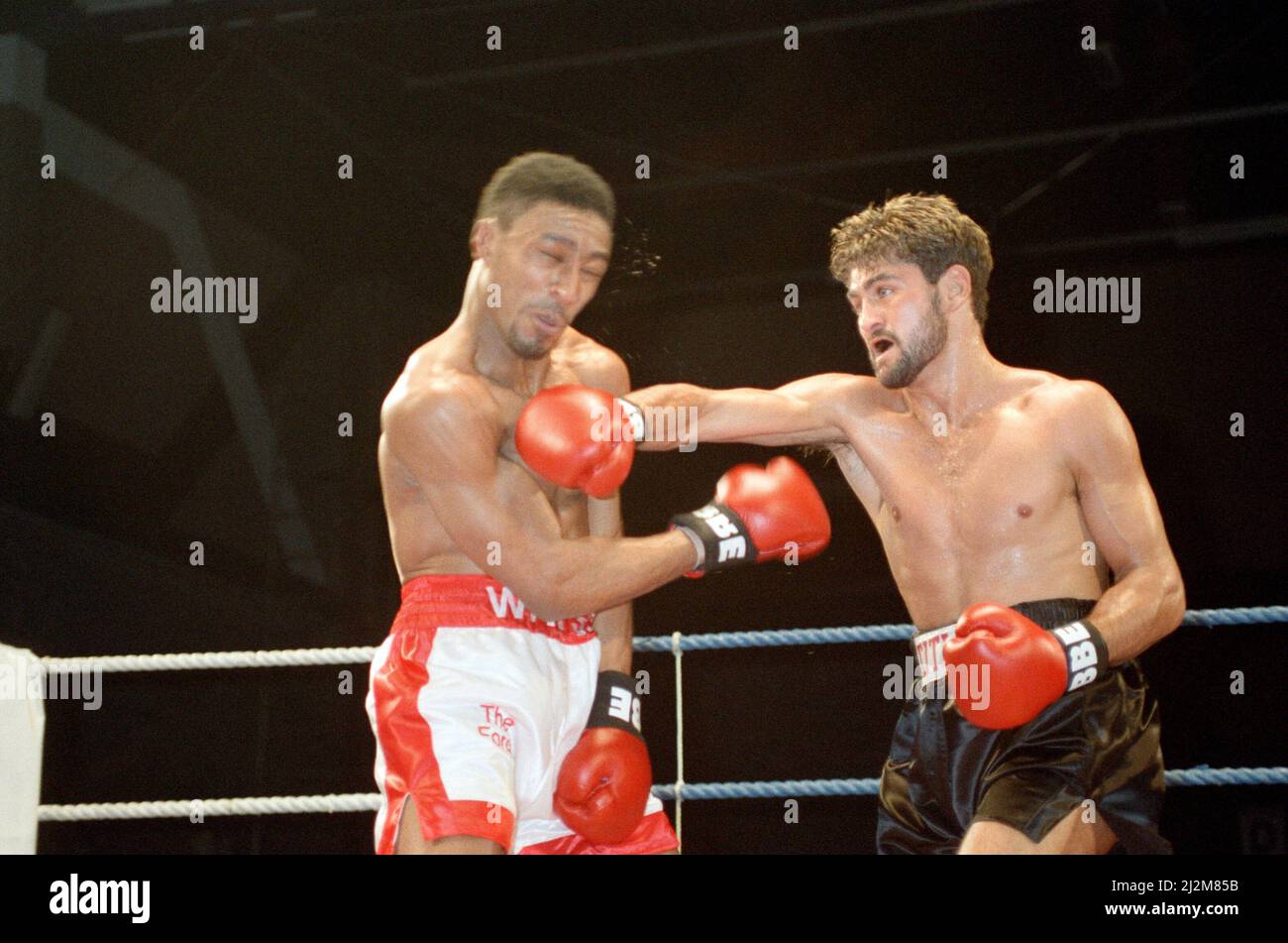 Michael Watson vs Craig Trotter for the Commonwealth middleweight title ...