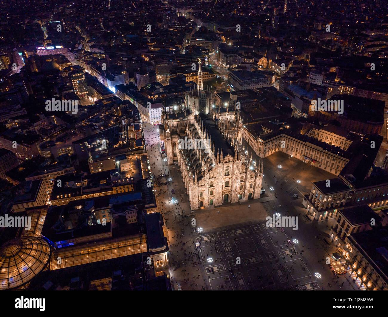 Aerial view of Piazza Duomo in front of the gothic cathedral in the ...