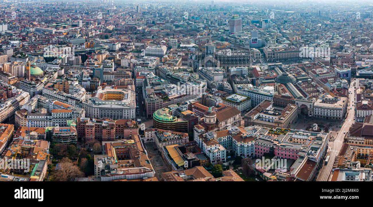 Aerial view of Piazza Duomo in front of the gothic cathedral in the ...