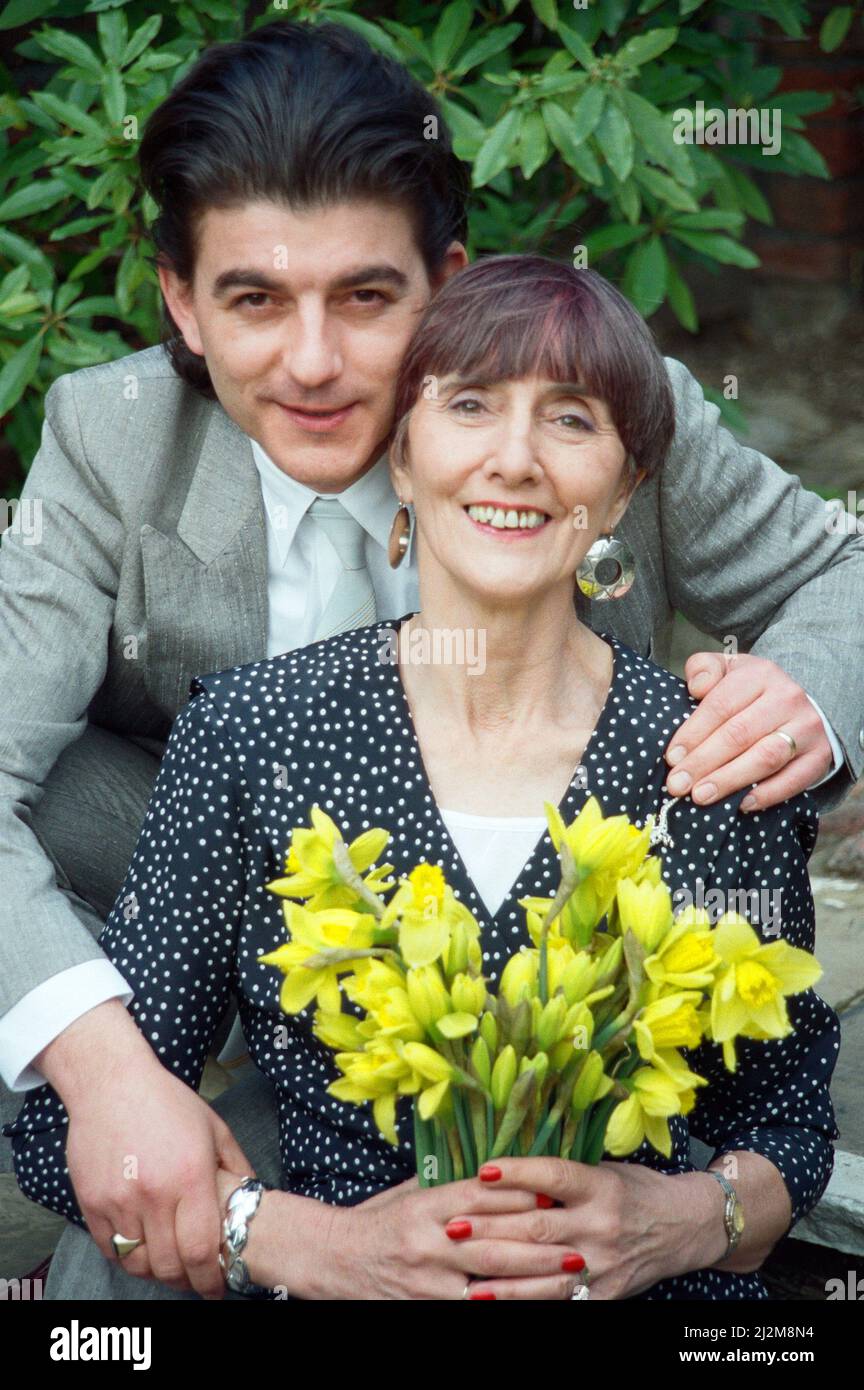 Dot cotton nick hi-res stock photography and images - Alamy