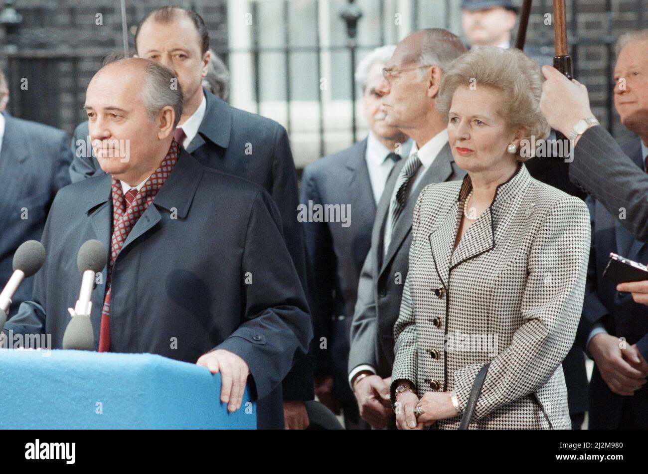 During talks at 10 downing street hi-res stock photography and images ...