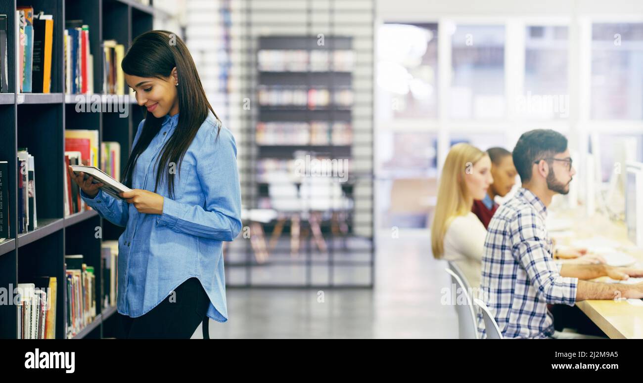 Study material hi-res stock photography and images - Alamy