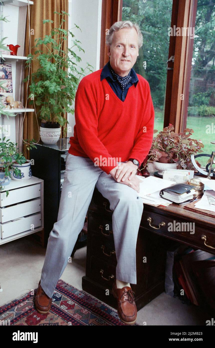 Nicholas Parsons, TV Presenter and actor. 7th June 1989 Stock Photo - Alamy