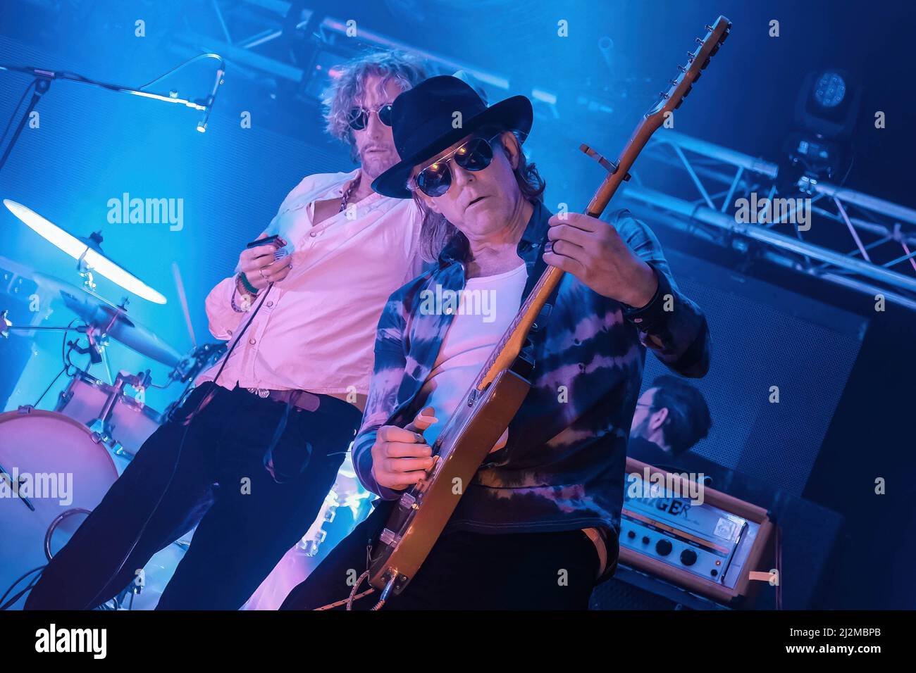 L-R Vocalist and harmonica player Nick Reynolds aka Harpo Strangelove ...