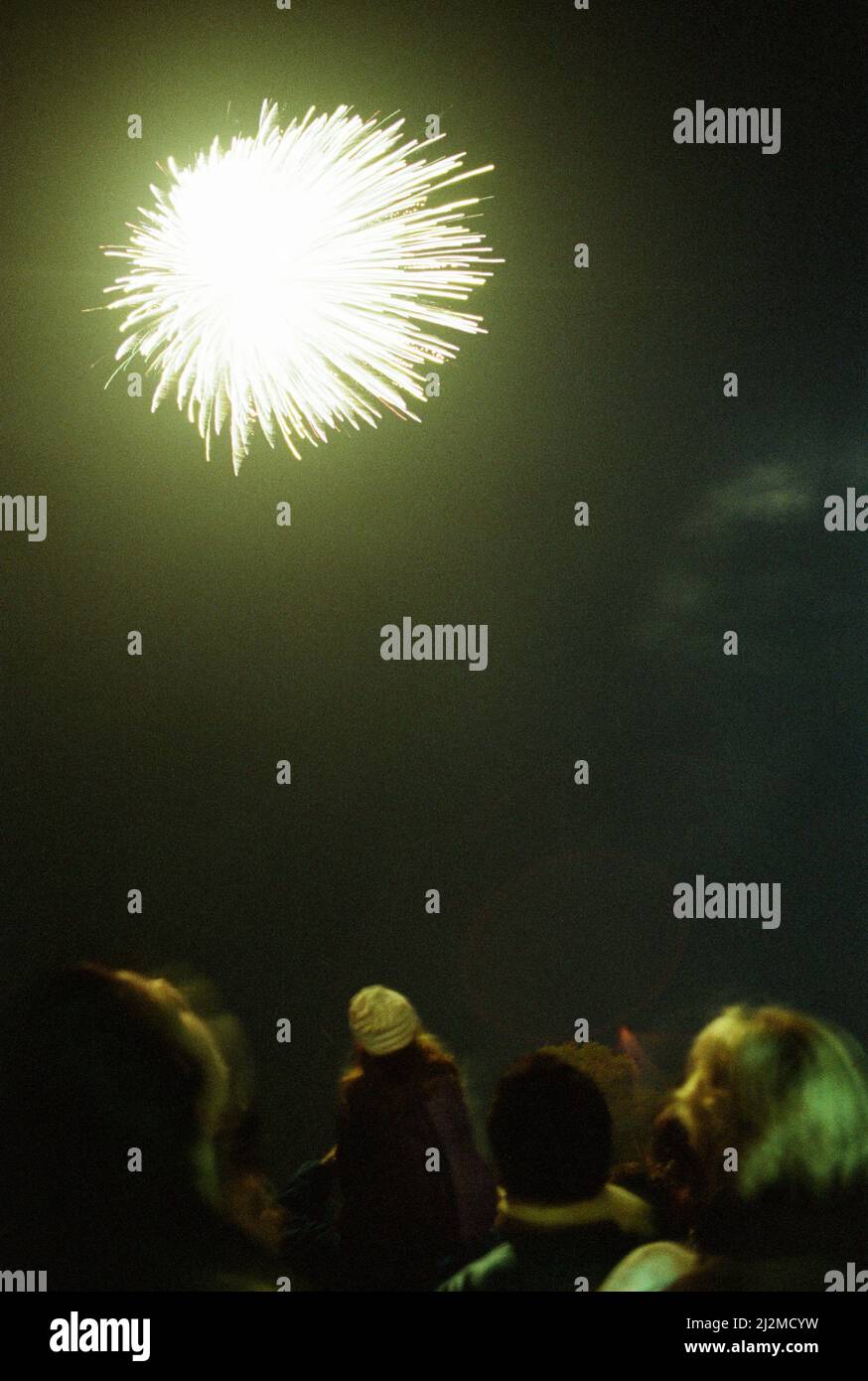 Round Table Fireworks, Kings Meadow park, Reading, Berkshire, 3rd ...