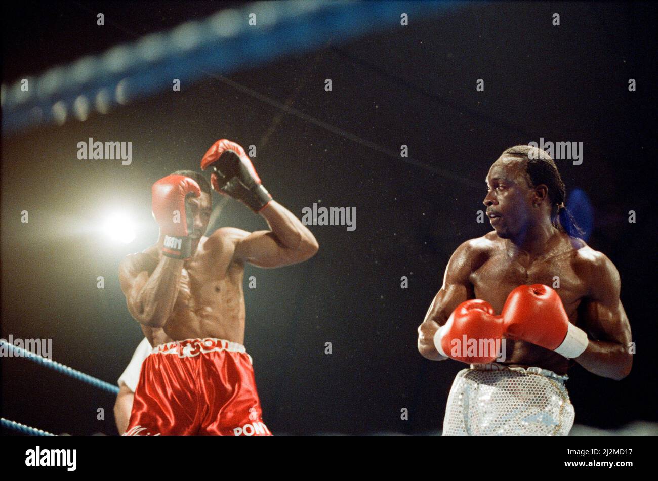 Michael Watson vs Nigel Benn for the British Commonwealth middleweight ...