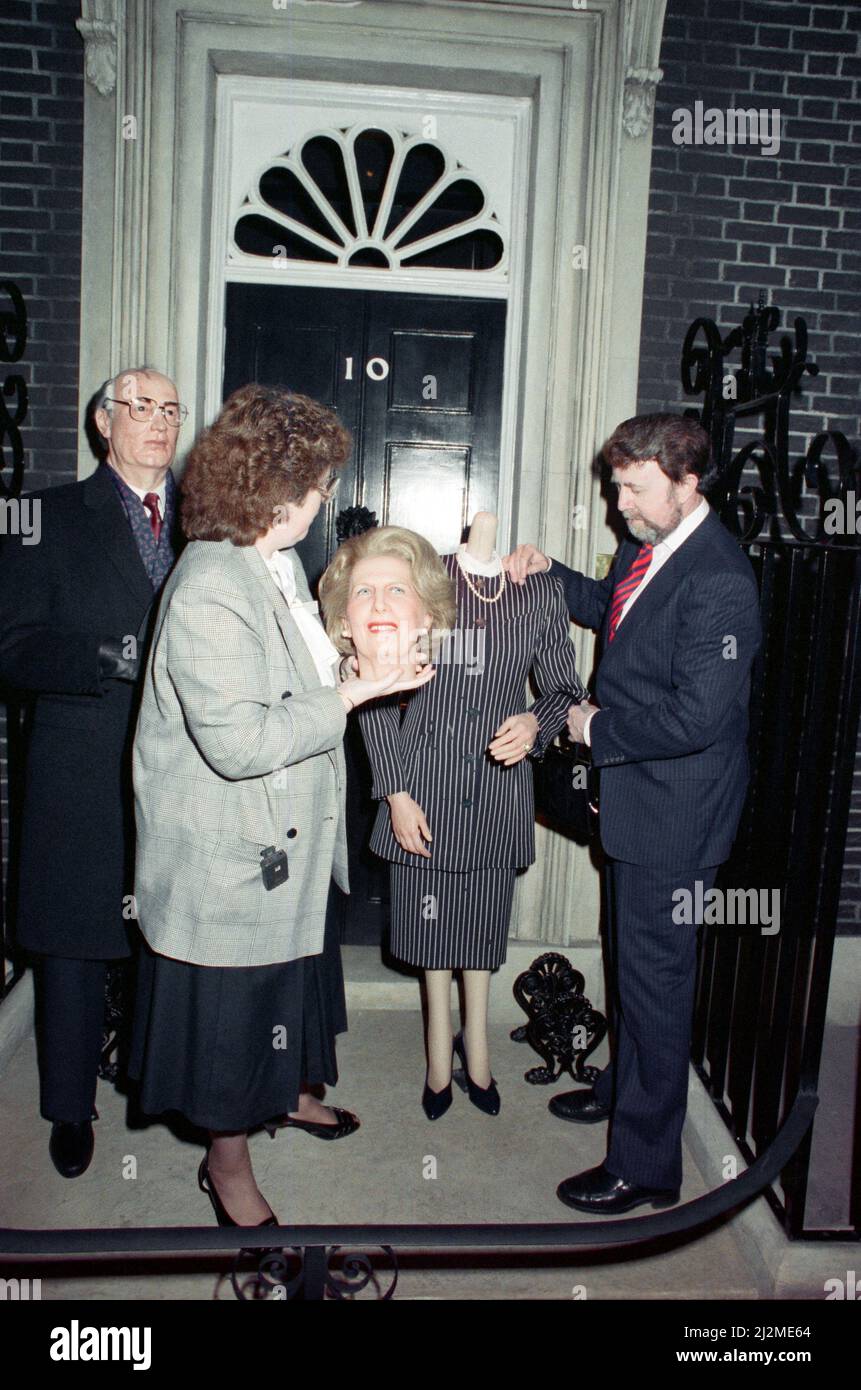 Mikhail gorbachev and margaret thatcher hi-res stock photography and ...