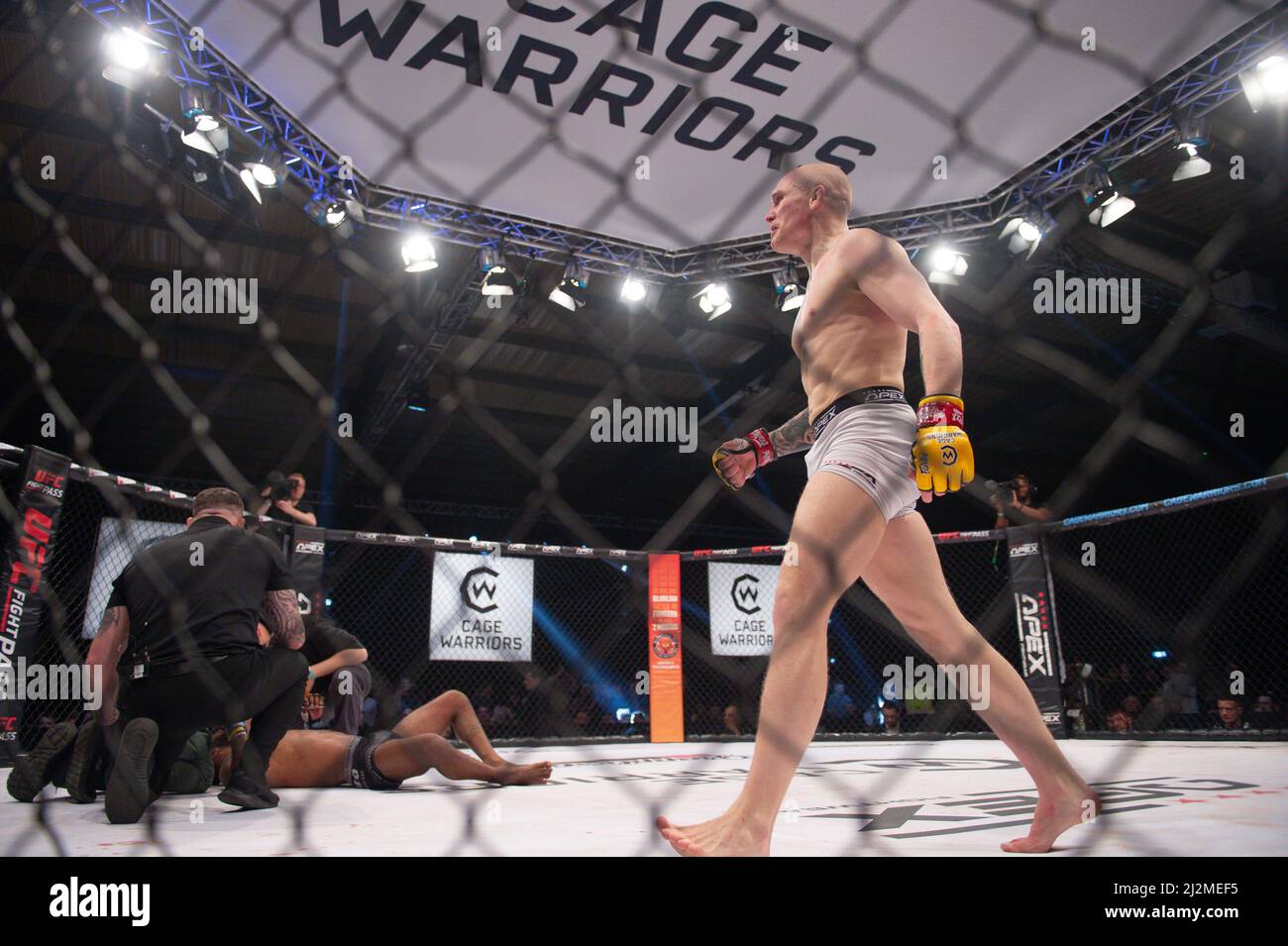 Cage warriors events hi-res stock photography and images - Alamy