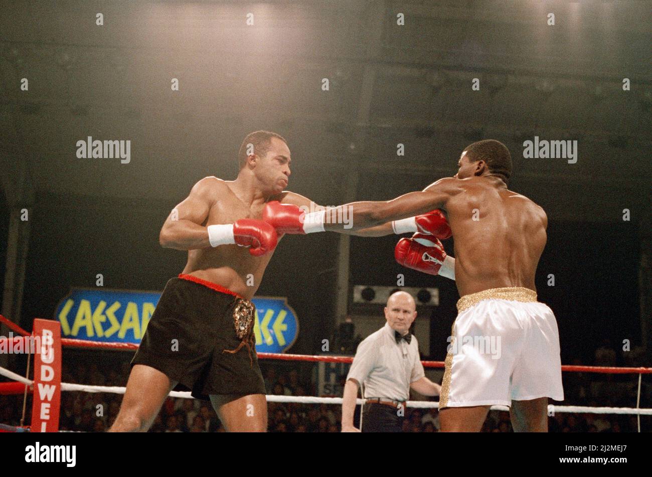 1980s boxing caesars palace hi-res stock photography and images - Alamy