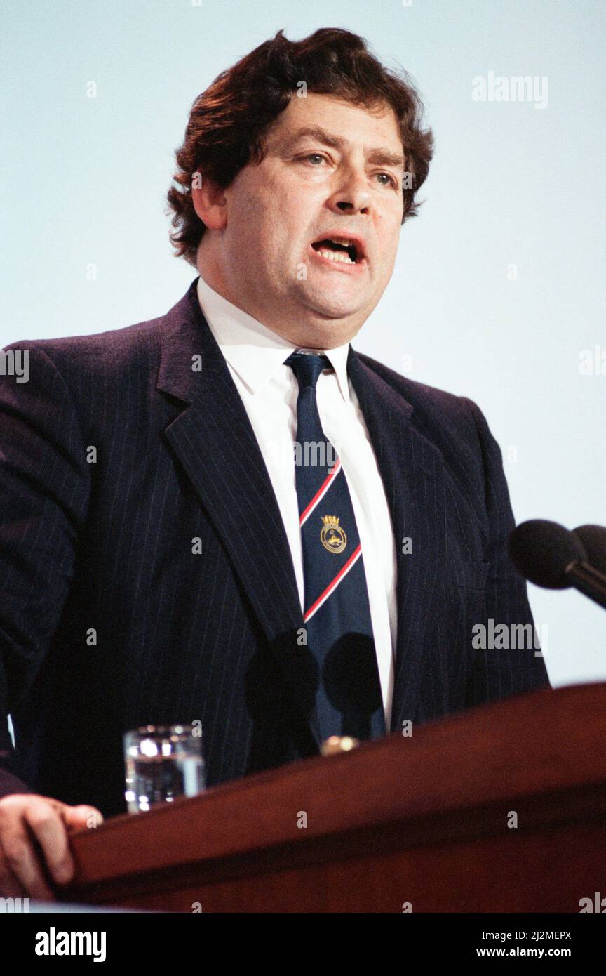Nigel lawson 1980s hi-res stock photography and images - Alamy
