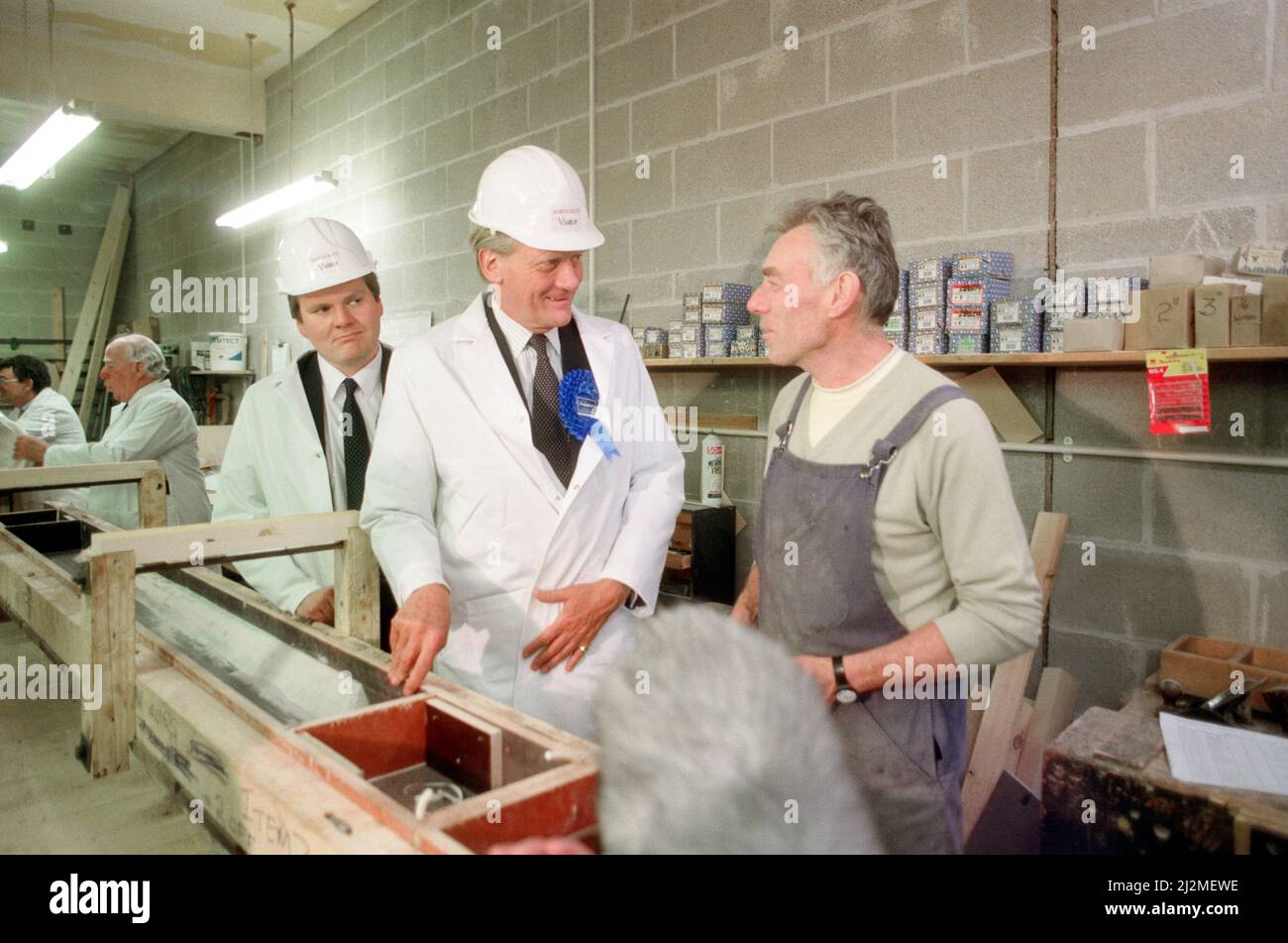 MP Michael Heseltine visiting Bootle, Merseyside. 13th May 1990 Stock ...