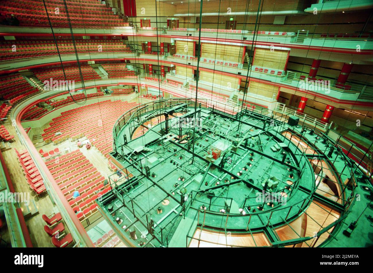 Symphony Hall, The ICC, Birmingham, 11th December 1990. Construction ...
