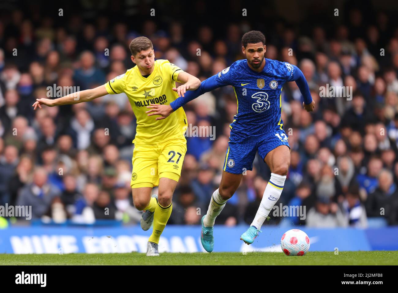 Janelt brentford chelsea hi-res stock photography and images - Alamy