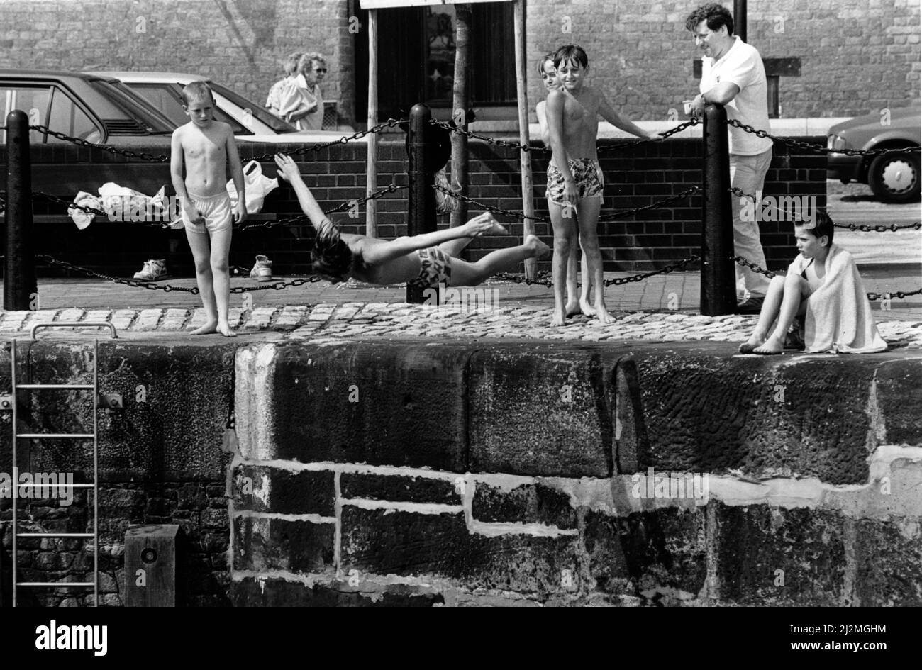 Liverpool albert dock 1990s Black and White Stock Photos & Images - Alamy