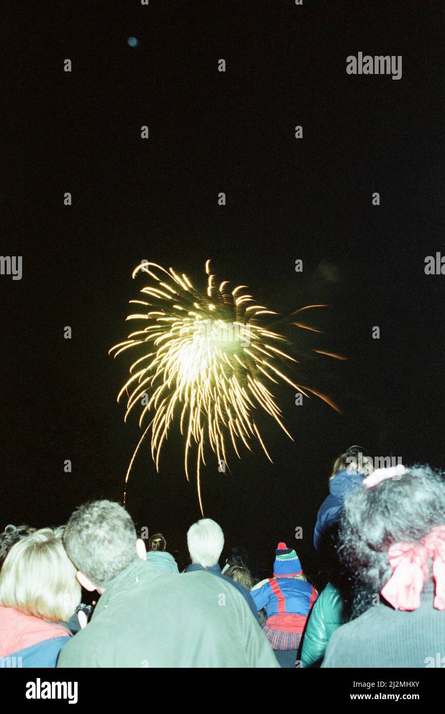 Round Table Fireworks, Kings Meadow park, Reading, Berkshire, 3rd ...