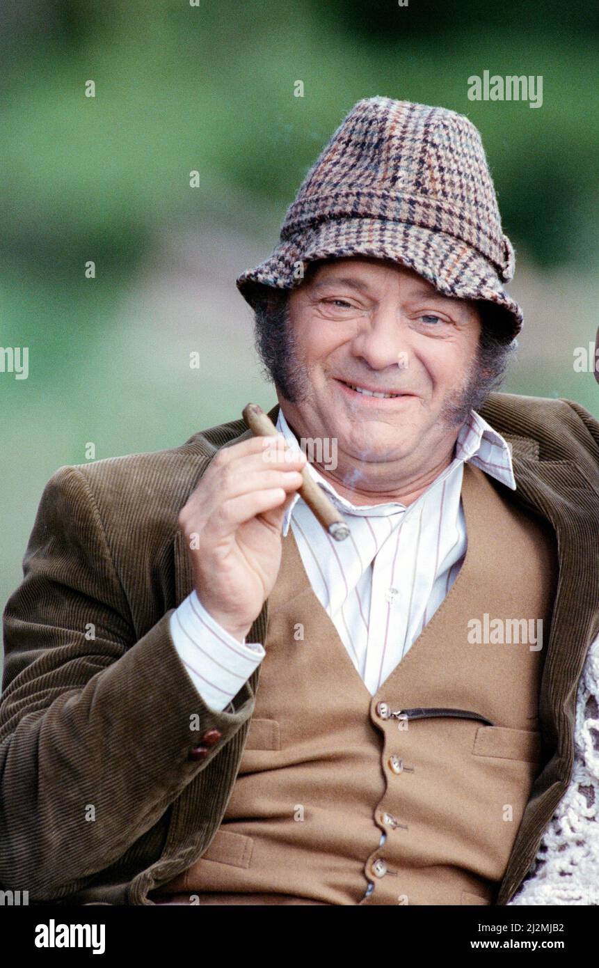 Actor David Jason filming "Darling Buds of May", driving a horse and ...