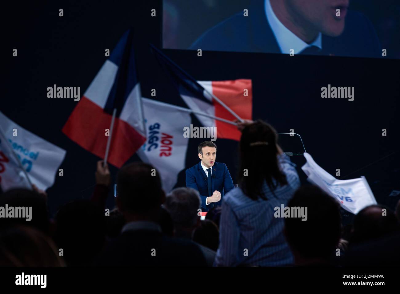Paris, France. 03rd Apr, 2022. Franceís president and La Republique en ...