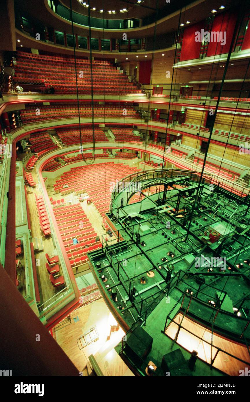 Symphony Hall, The ICC, Birmingham, 11th December 1990. Construction ...