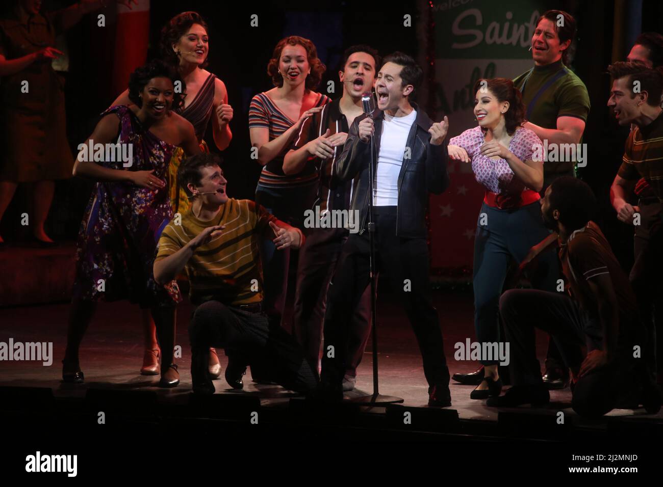 4/2/22 Paper Mill Playhouse, Millburn, NJ Joey McIntyre of New Kids on ...