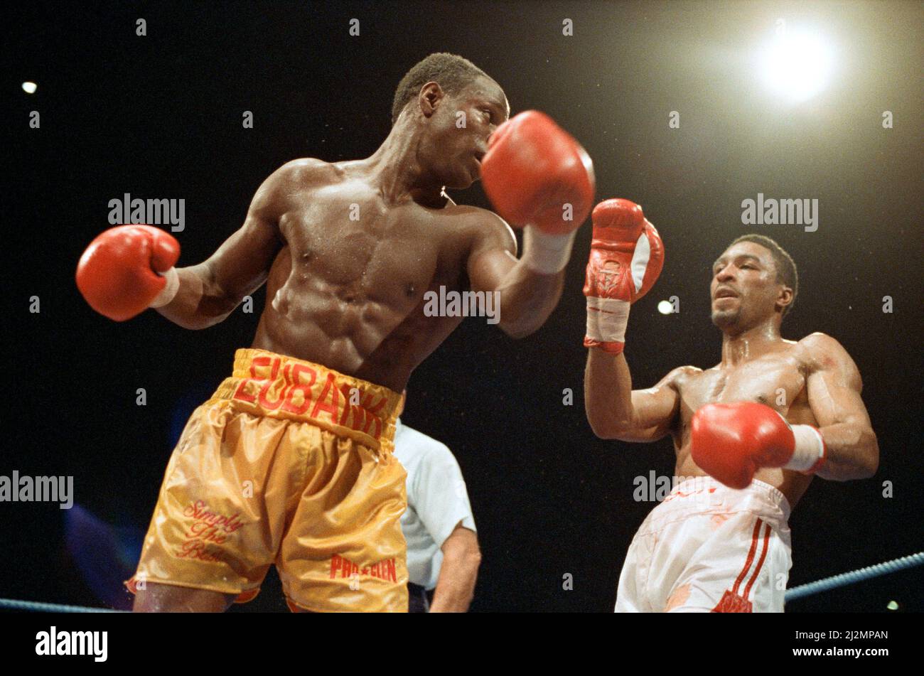 Michael watson chris eubank hi-res stock photography and images - Alamy