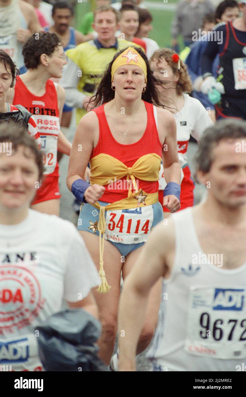 The London Marathon - 1990.Picture taken at the start, Greenwich. South ...