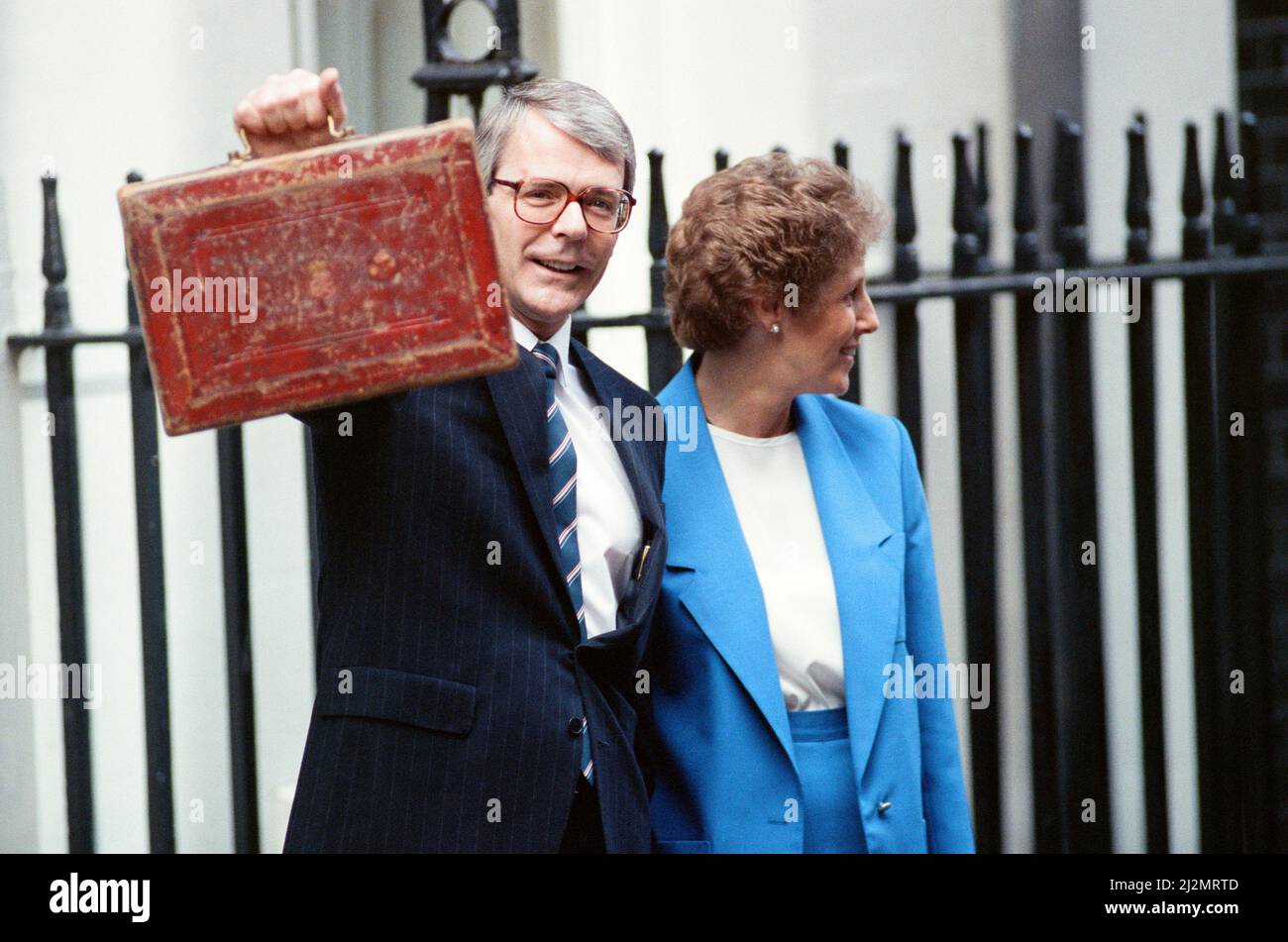 John major budget 1990 hi-res stock photography and images - Alamy