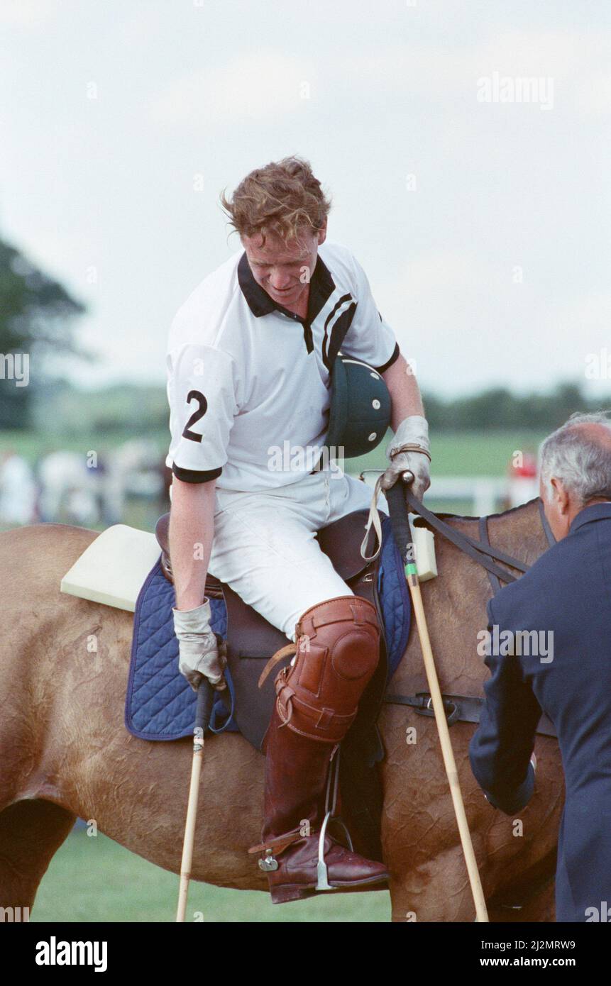 Major james hewitt 1991 hi-res stock photography and images - Alamy