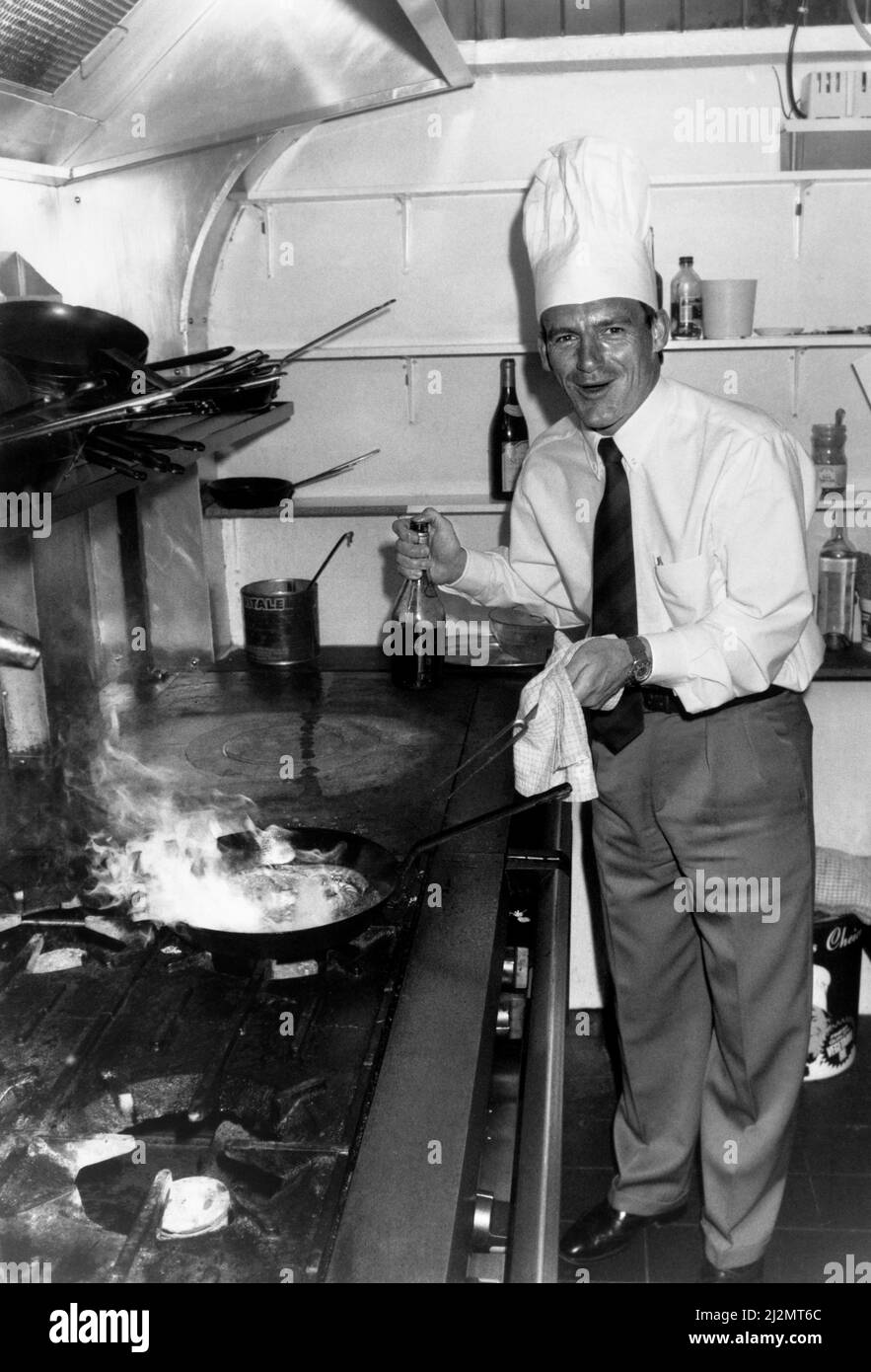 1990s kitchen hi-res stock photography and images - Alamy