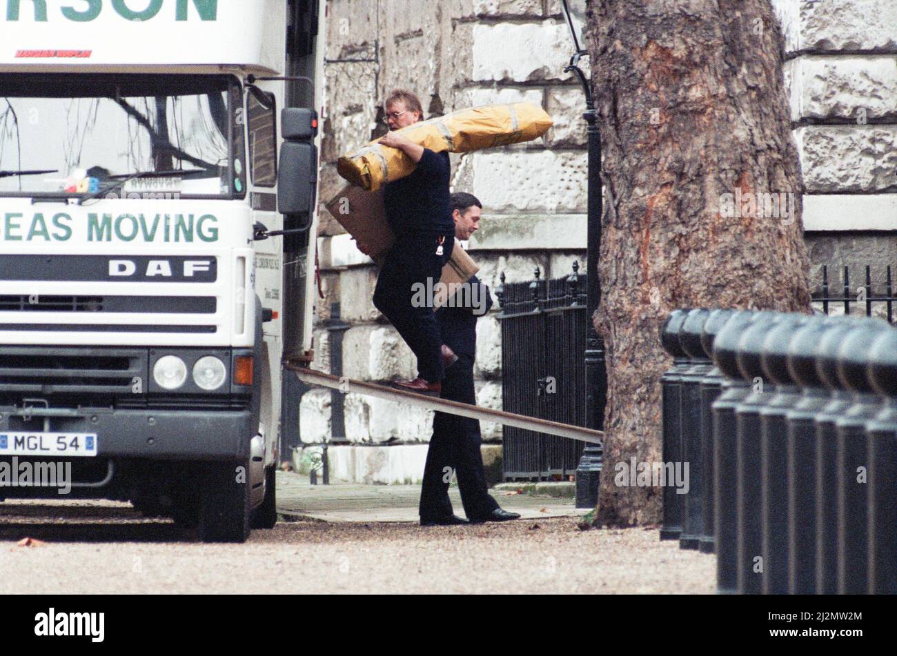 John major downing street 1990 hi-res stock photography and images - Alamy
