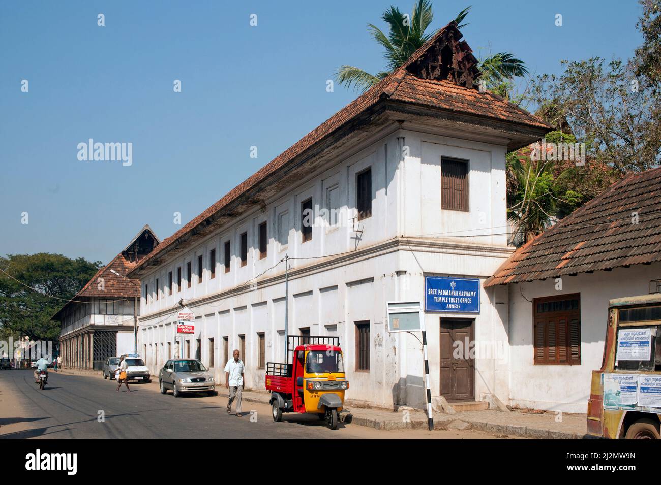 Beautiful white and tiled rooftop building of Anantha Padmanabha swamy ...