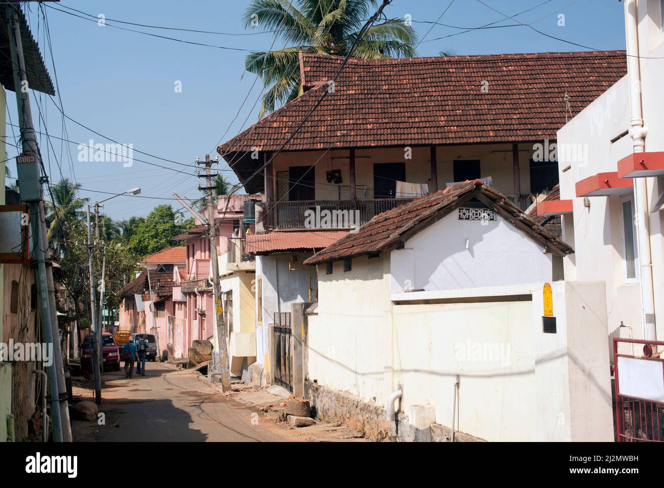 Traditional kerala roof hi-res stock photography and images - Alamy