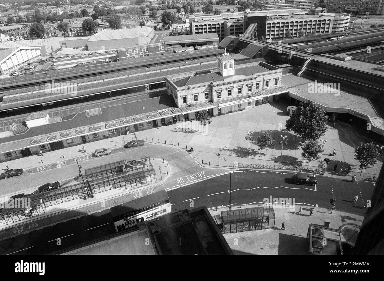 Reading aerial station hi-res stock photography and images - Alamy