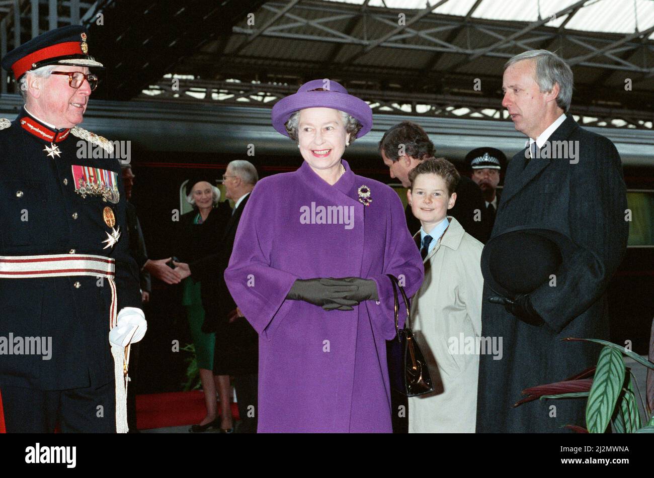 Queen Elizabeth II visits Huddersfield. 30th November 1990 Stock Photo ...