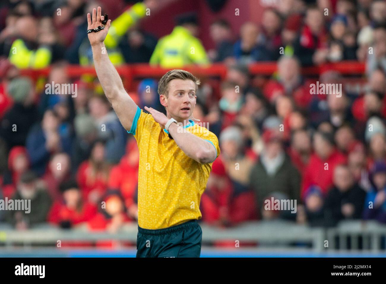 Referee christophe ridley hi-res stock photography and images - Alamy