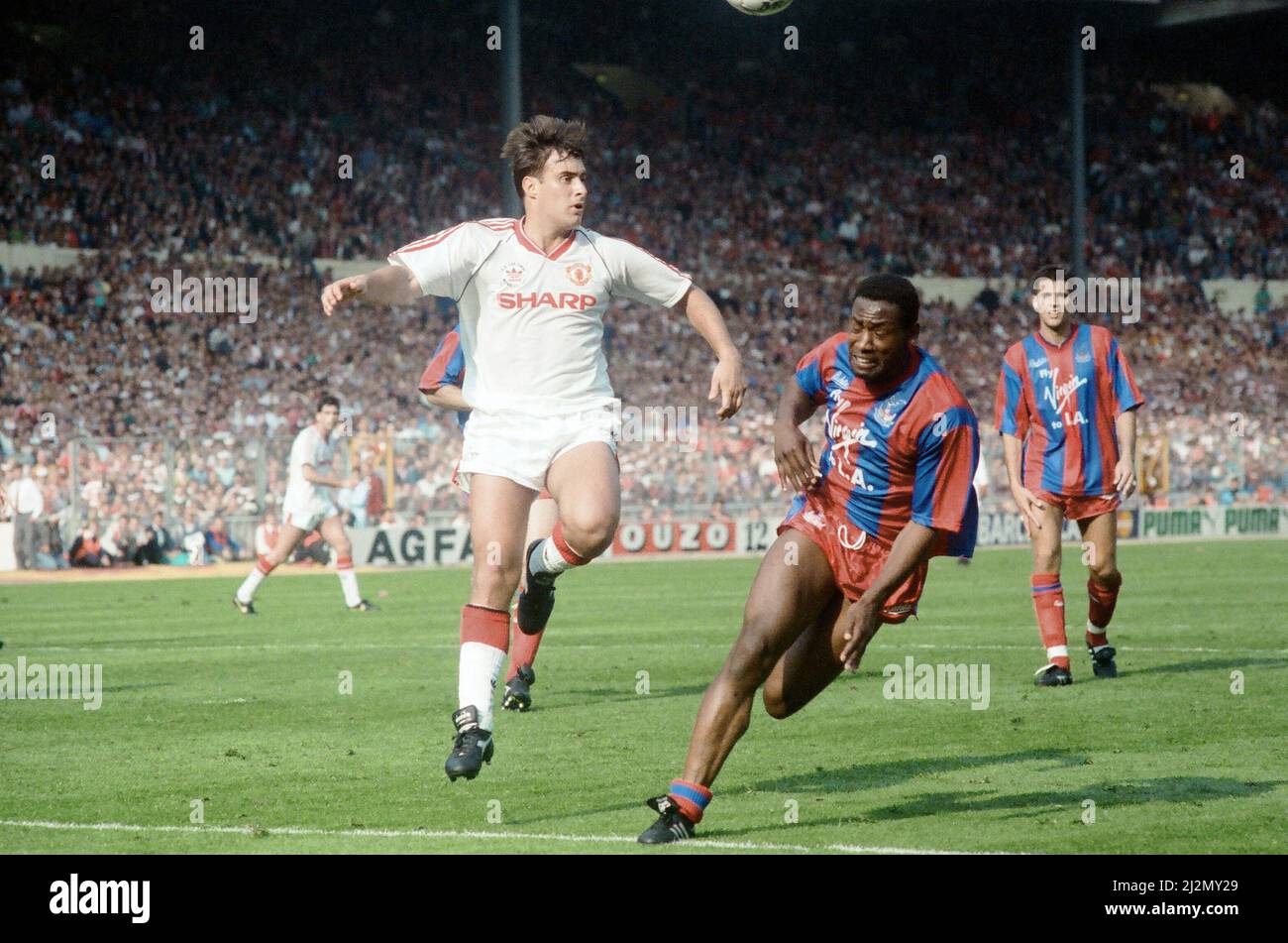 FA Cup Final at Wembley Stadium. Crystal Palace 3 v Manchester United 3 ...