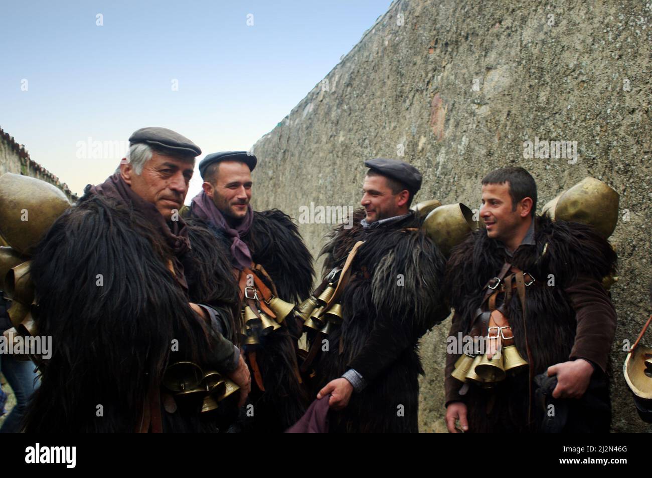 Mamoiada, Sardinia. Mammuthones traditional carnival Stock Photo - Alamy