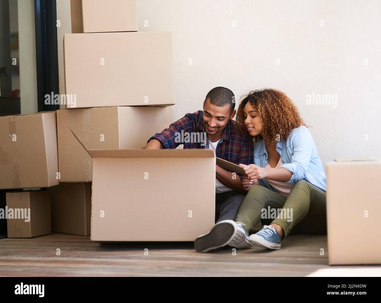 Couple home box not moving hi-res stock photography and images - Alamy