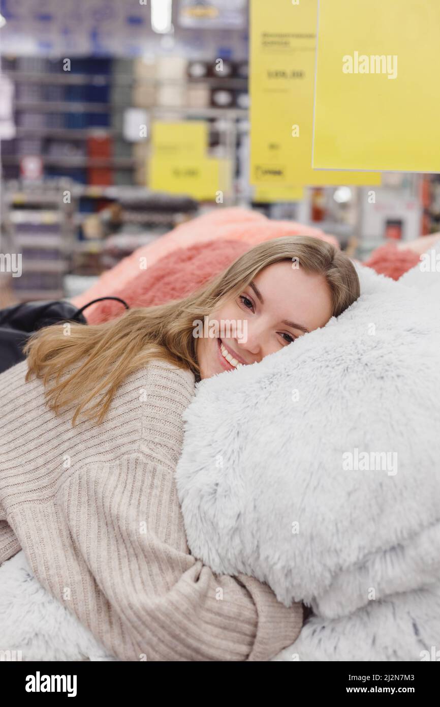 Cozy pillow hi-res stock photography and images - Alamy