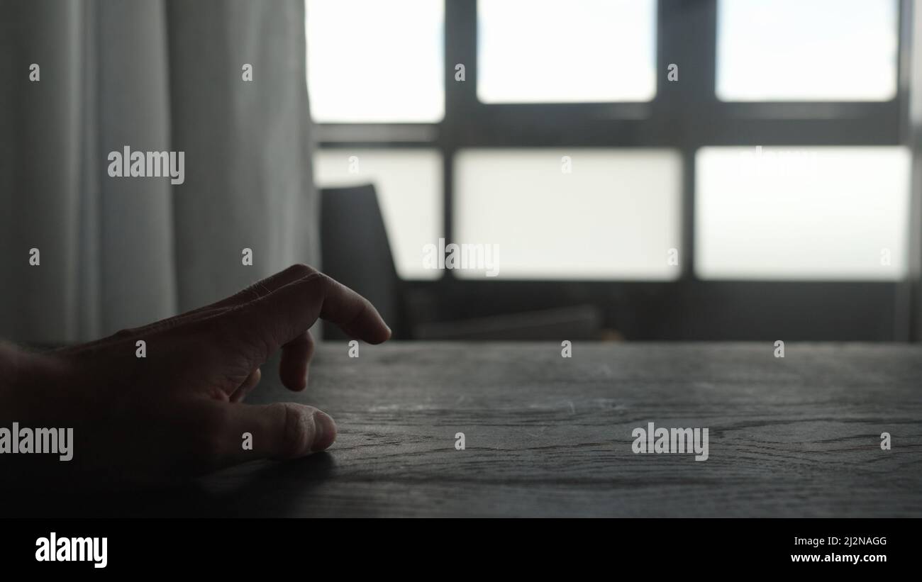 Taps On Window Bullet Tooth Tony