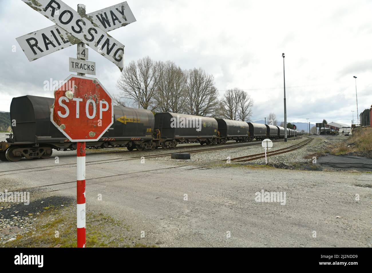Crane carriage train sign hi-res stock photography and images - Alamy