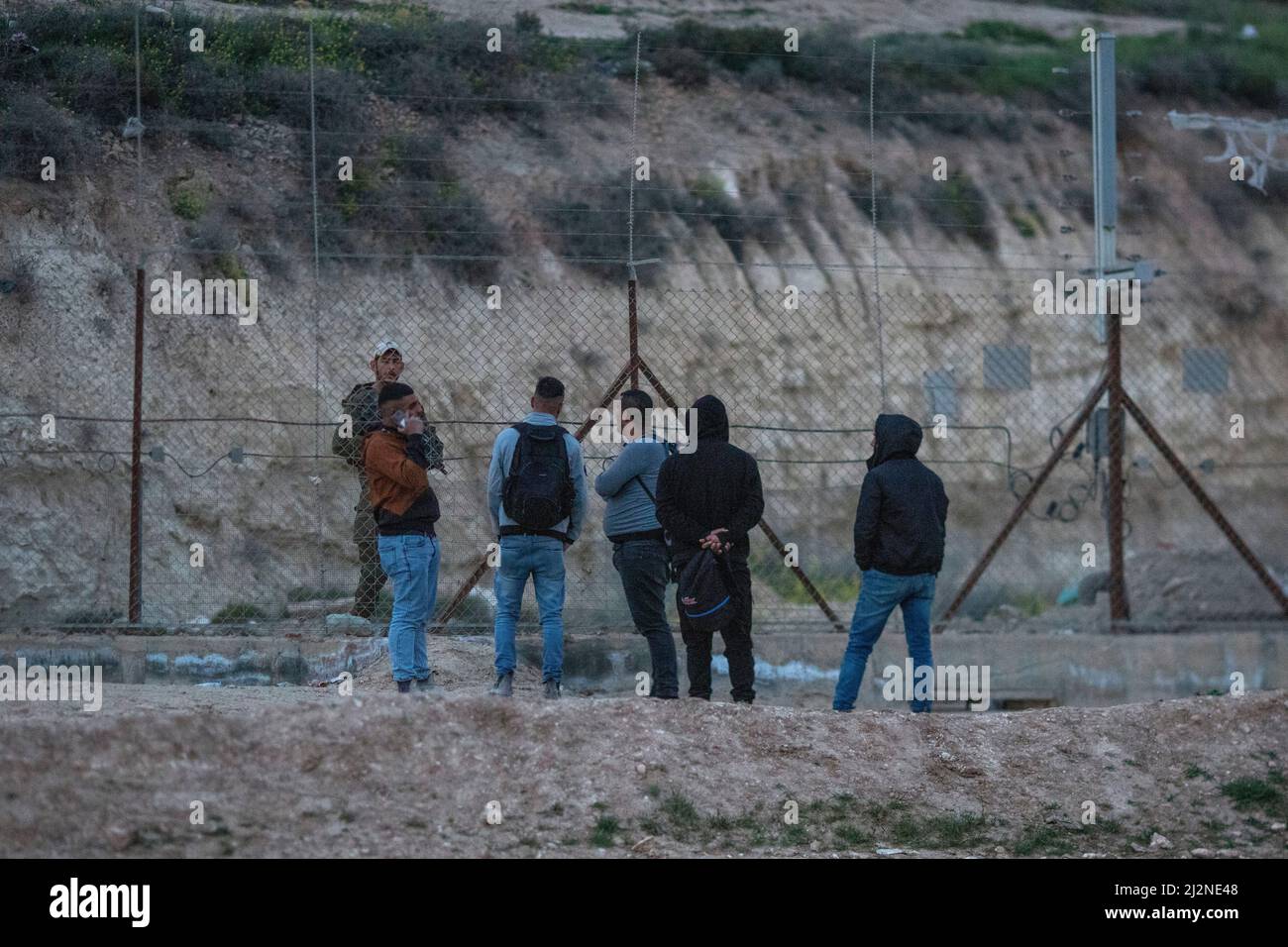 Hebron, Palestinian Territories. 03rd Apr, 2022. An armed Israeli ...
