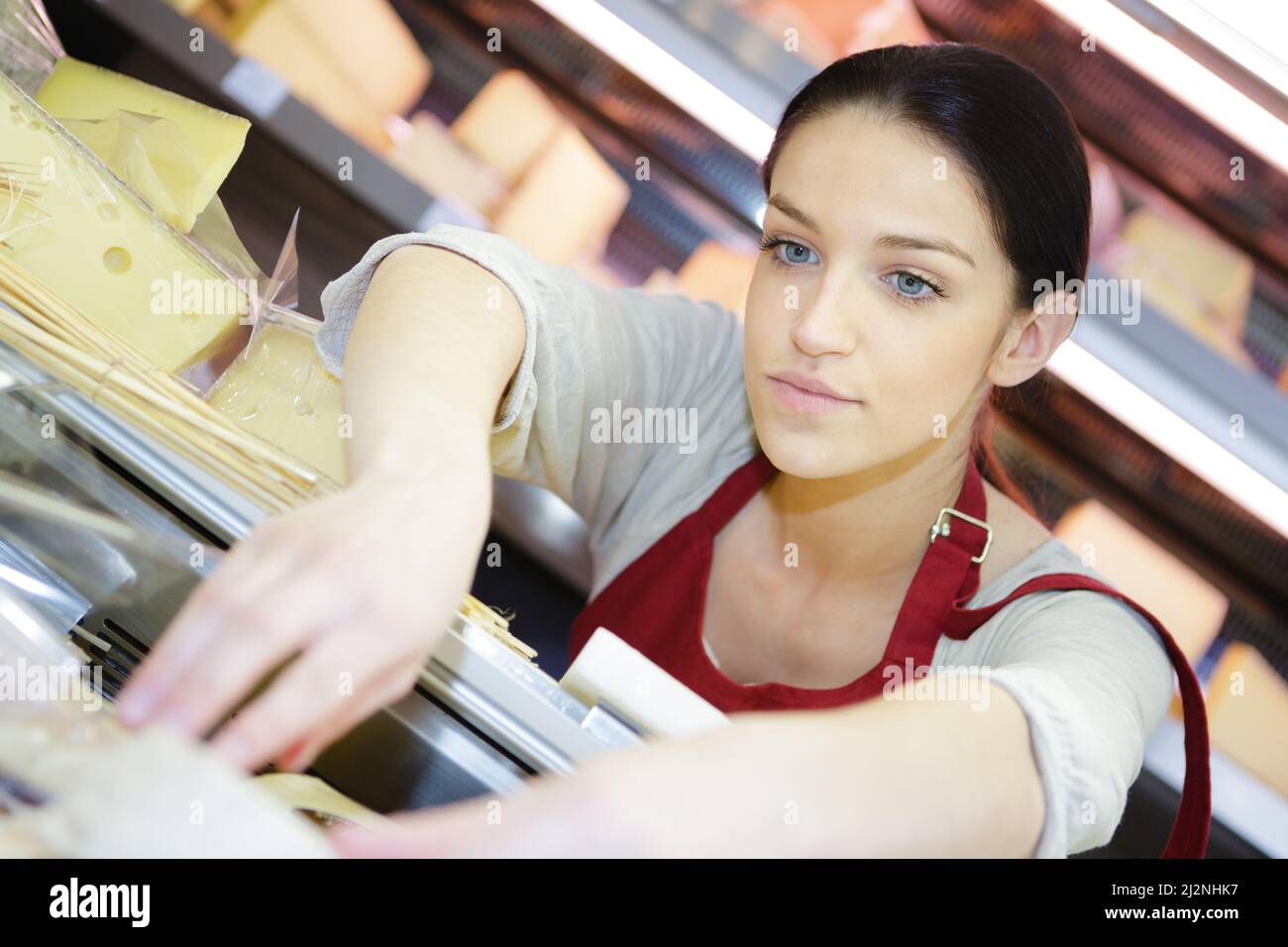 Farmers market female clerk hi-res stock photography and images - Alamy