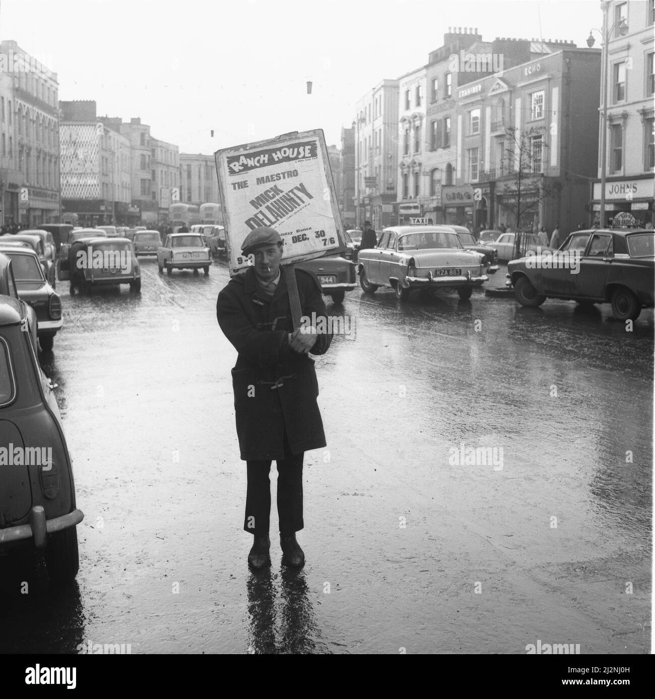 Cork Street life Ireland Stock Photo - Alamy